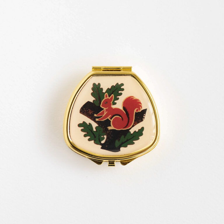 ANDREA GARLAND – 兒山企画部