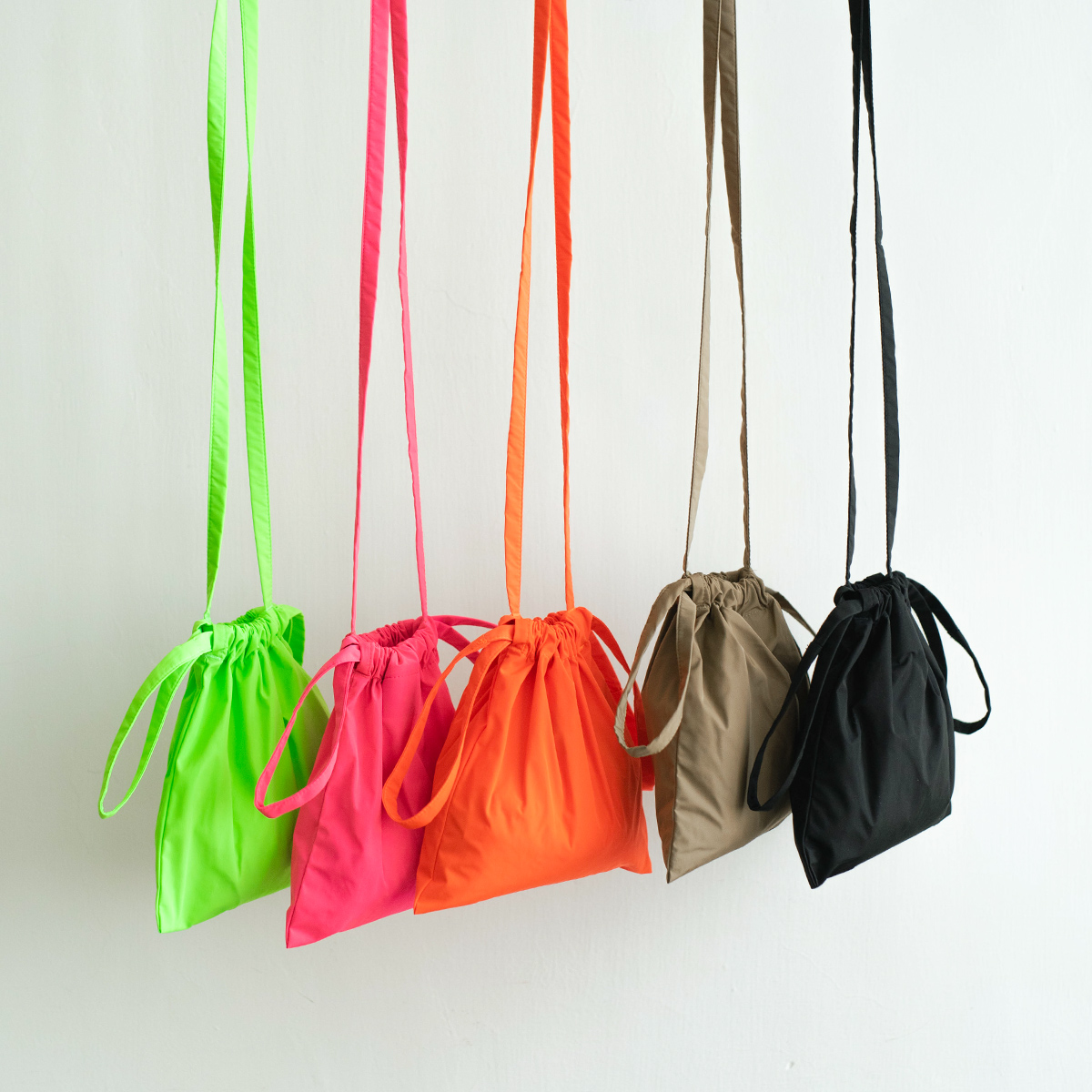 formuniform Drawstring Bag with Strap / XS 螢光色 – 兒山企画部